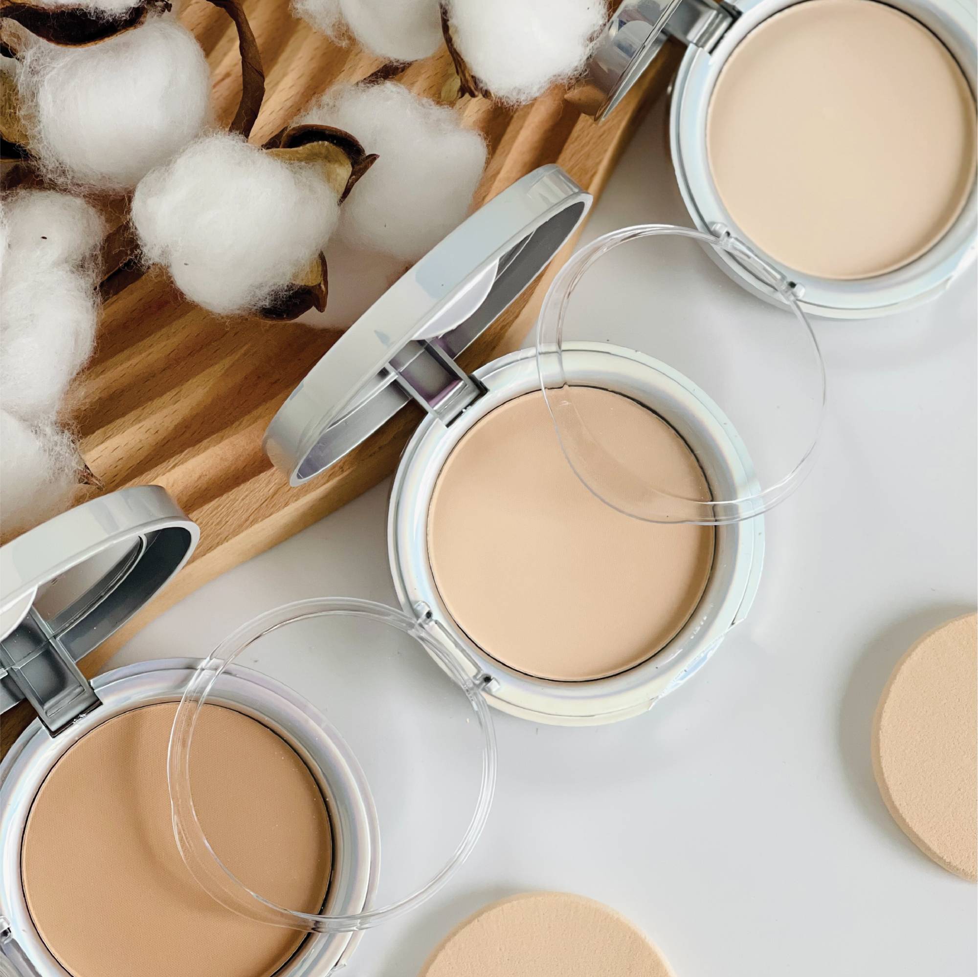 Chriszen 2 Way Cake Foundation